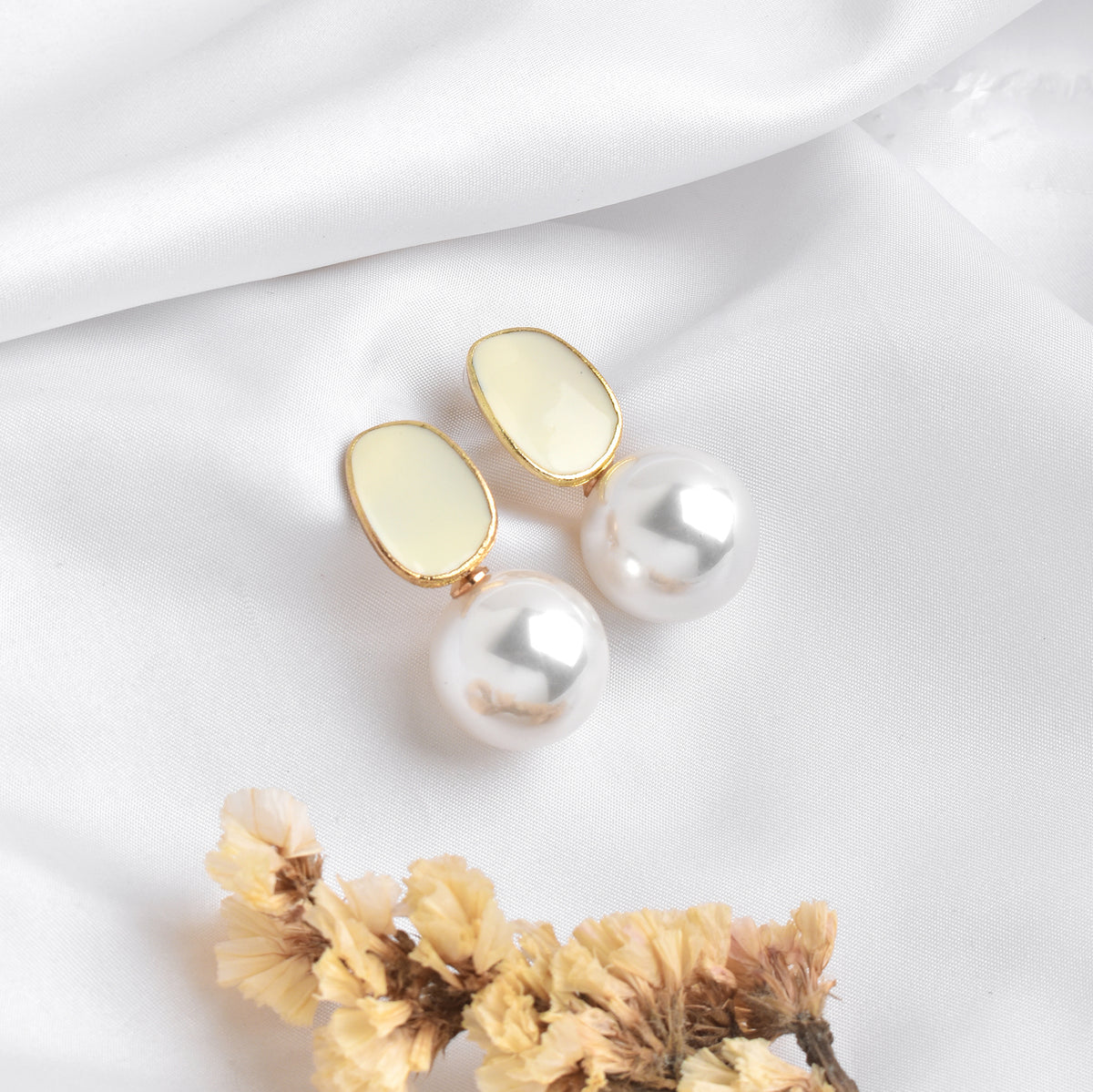 White pearl earrings gold store