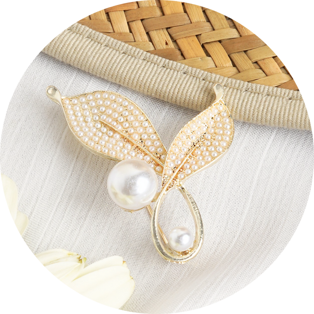 Brooches – Joker & Witch